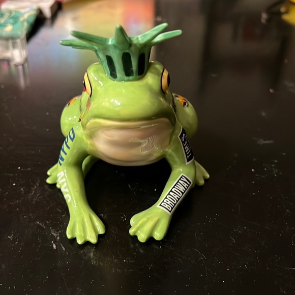 Fanciful Frogs | Accents | Fanciful Frogs | Poshmark